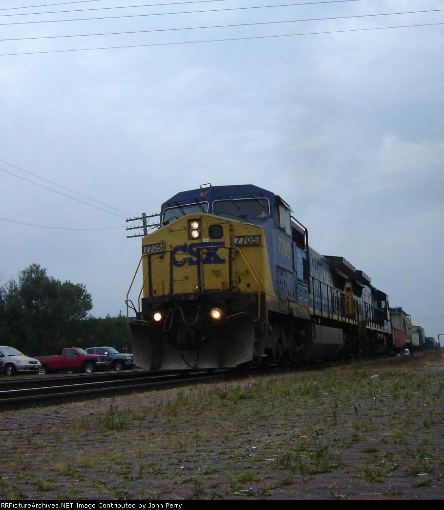 CSX #7705 & 7497